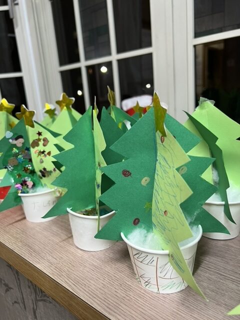 えるぴあサードの火曜日SSTクラス〜クリスマス工作 | NPO法人チャイルドサポートきくち